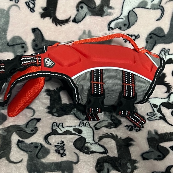 Dog | Nwt High Visibility Neoprene Dog Life Jacket Arcadia Trail | Poshmark